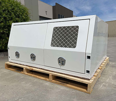 UTE CANOPY bringt revolutionäre neue intelligente Dachbox auf den Markt ...